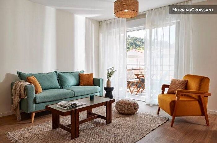 Appartement à louer - Saint Roch, Nice - 3 pièces - 2 chambres