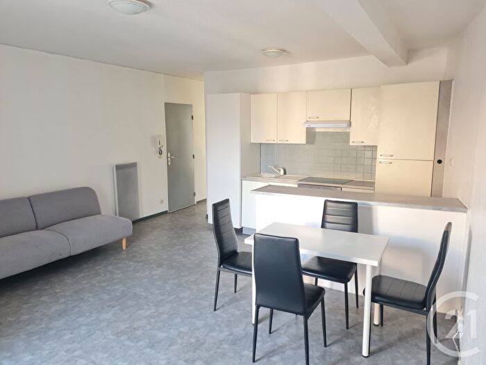 Appartement à louer - Marignane - 3 pièces - 2 chambres