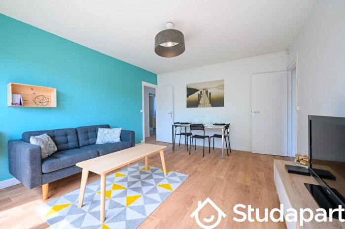 Appartement à louer - Le Lycée, Talence - 1 pièce - 1 chambre