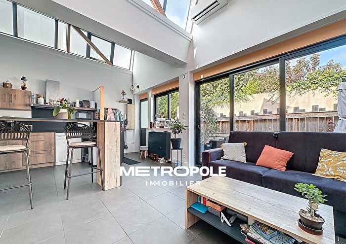 Appartement à vendre - Villefranche-sur-Saône, Ouest - 2 pièces - 1 chambre