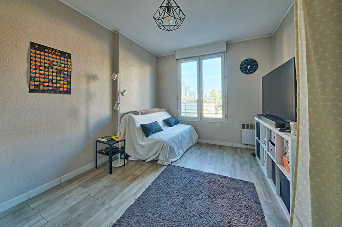 Appartement à vendre - Lyon e , Grand Trou, Moulin à vent, Petite Guille - 1 pièce - 1 chambre