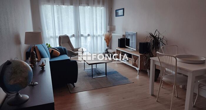 Appartement à vendre - Quartiers Sud-Est, Le Landrel - 3 pièces - 2 chambres