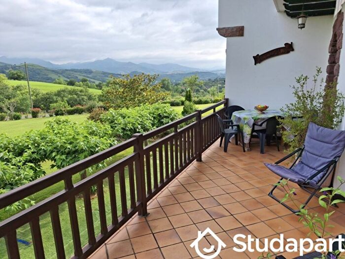 Appartement à louer - Ouest, Hasparren - 1 pièce