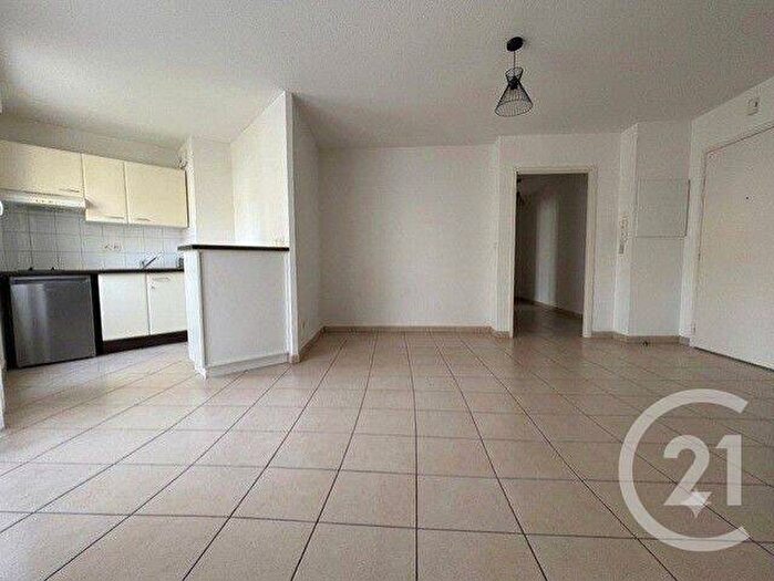 Pont-Sainte-Maxence : Appartement 2 pièces à louer