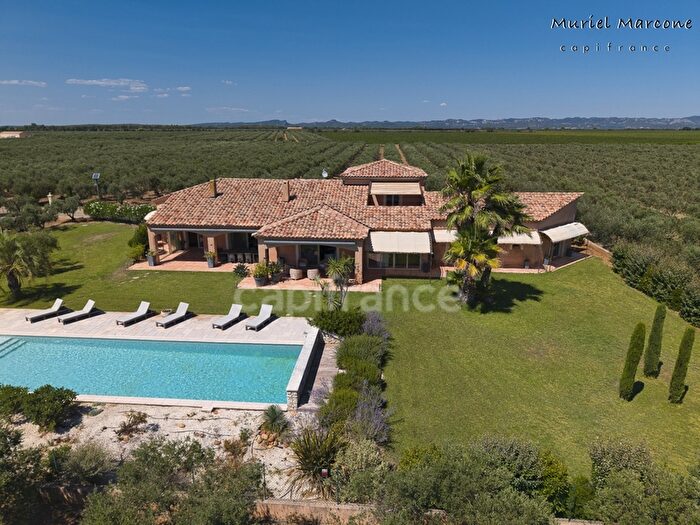 Arles, Pont de Crau, Moulès - Maison 8 pièces à vendre