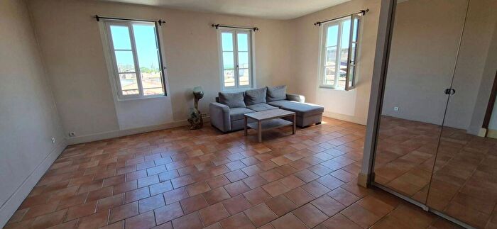 Le Sizen, Beaucaire : Appartement 2 pièces à louer