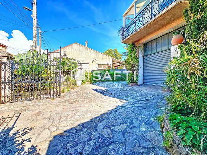 Maison à vendre - Marseille e , La Barasse - 4 pièces - 3 chambres