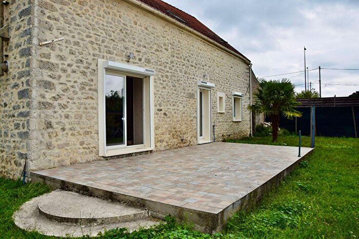 Maison 5 pièces à Dordives, à louer