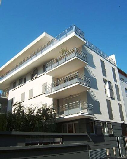 Berriat-Ampere, Grenoble - Appartement 4 pièces à louer