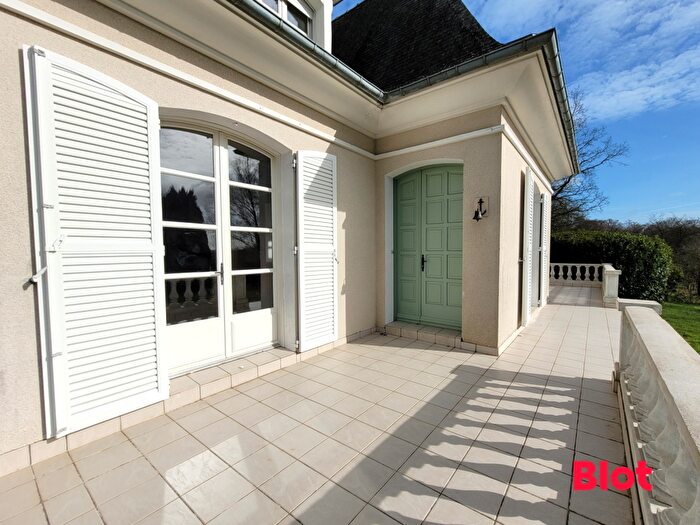 Maison à louer - Vignoc - 6 pièces - 4 chambres