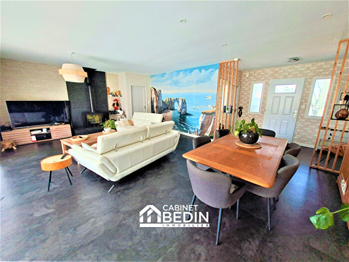 Maison 5 pièces à vendre à Candresse