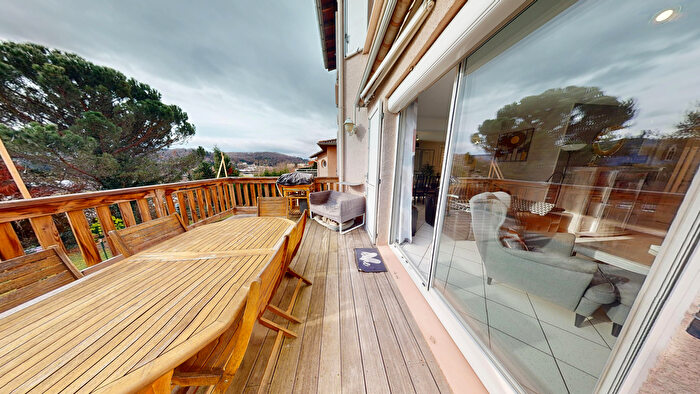 Maison à vendre - Saint-Jean-Bonnefonds - 5 pièces - 3 chambres