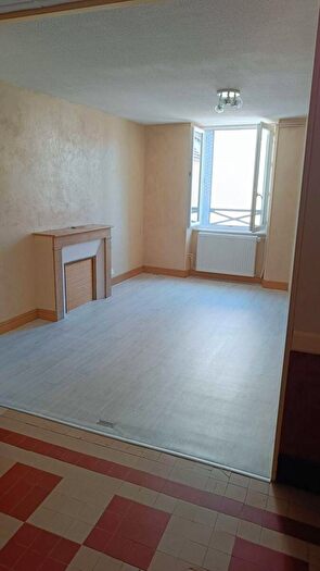 Maison à louer - Néris-les-Bains - 3 pièces - 2 chambres