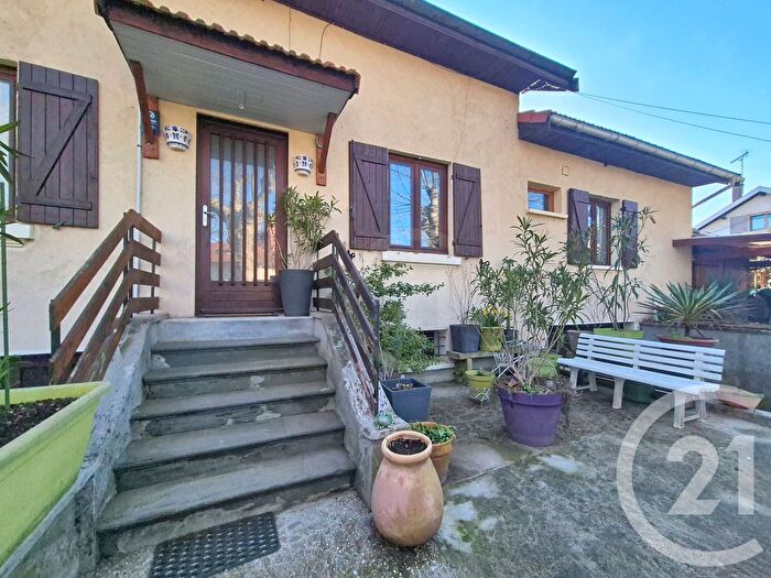 Maison à vendre - Charvieu-Chavagneux - 5 pièces - 4 chambres