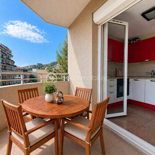 Nice, Pasteur - Appartement 3 pièces à vendre