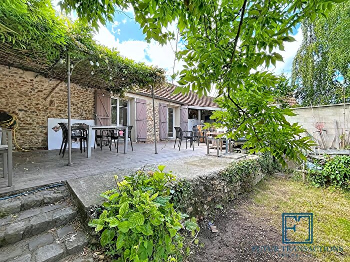 Maison 4 pièces à vendre à Méré