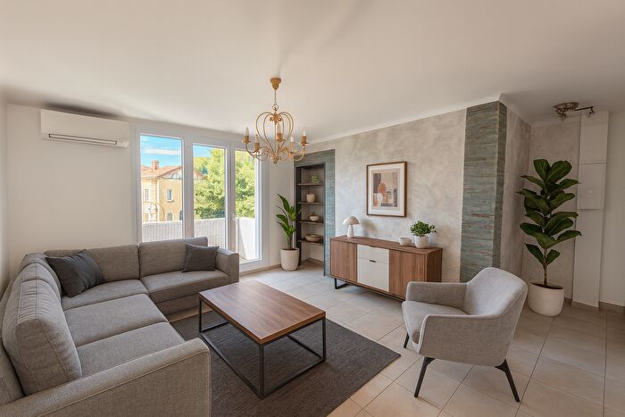 Appartement à vendre - Arles, Griffeuille - 3 pièces - 2 chambres