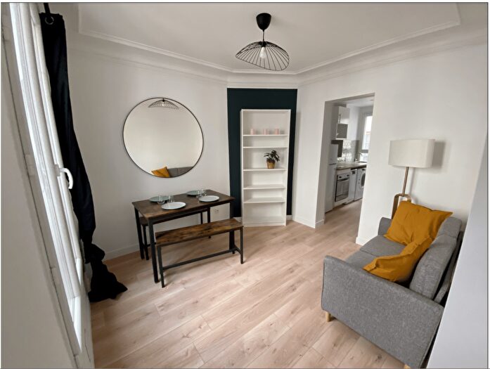 Clignancourt-Jules Joffrin, Paris 18ème arrondissement : Appartement 2 pièces à louer