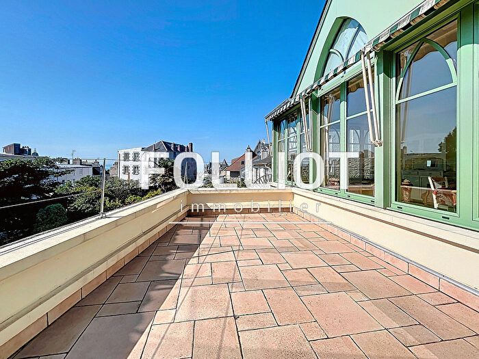 Maison à vendre - Granville, Centre-ville - 8 pièces - 5 chambres