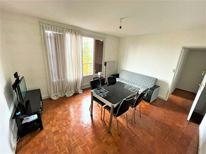 Épinay-sur-Seine, Les Econdeaux : Appartement 2 pièces à vendre