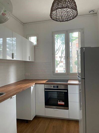 Appartement à louer - Vieux Pays-Roseraie-Bourg-Cité de lEurope- Le Merisier- Les Étangs, Aulnay-sous-Bois - 2 pièces - 1 chambre