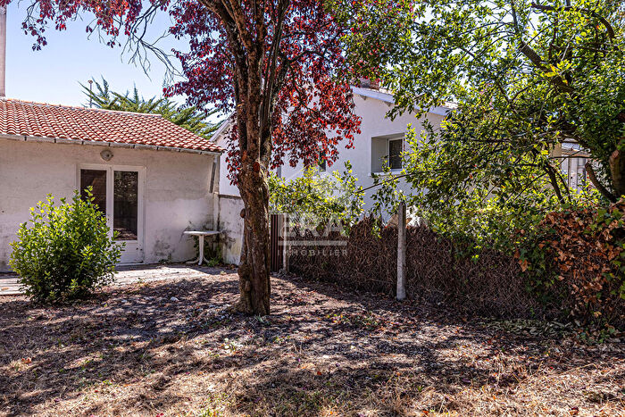 Périgny : Maison 2 pièces à vendre