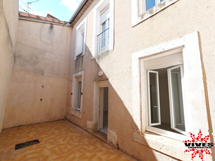 Maison 4 pièces à vendre à Quarante