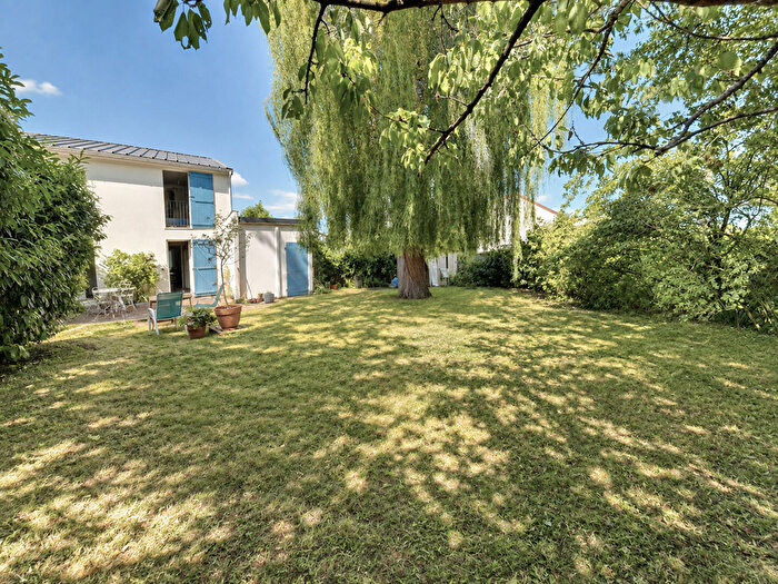 Maison 5 pièces à vendre à Roissy-en-Brie, Arpents, Etang, Vignes