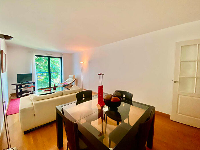Appartement 3 pièces à Paris 16ème, Porte de Saint-Cloud, Auteuil-Sud, à louer