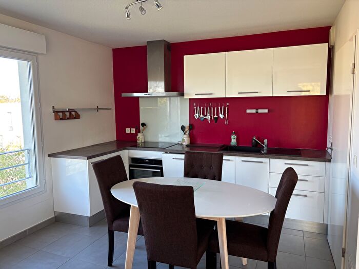 Bègles, Terres Neuves : Appartement 3 pièces à louer