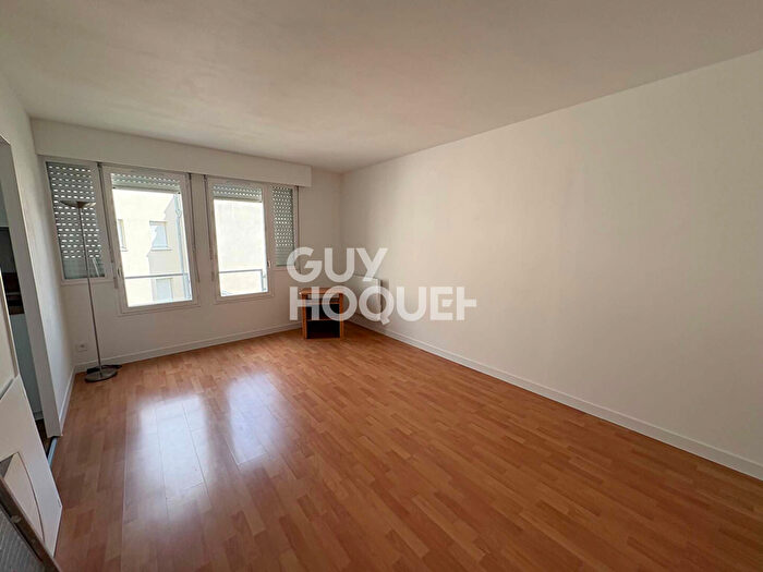 Athis-Mons, Centre-ville : Appartement 1 pièce à louer