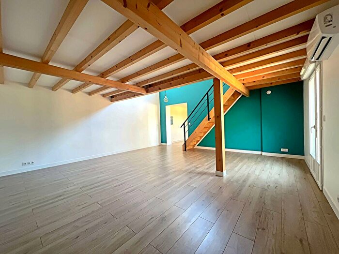 Appartement à louer - Bellevue-LOlivier-Gardian, Istres - 2 pièces - 1 chambre