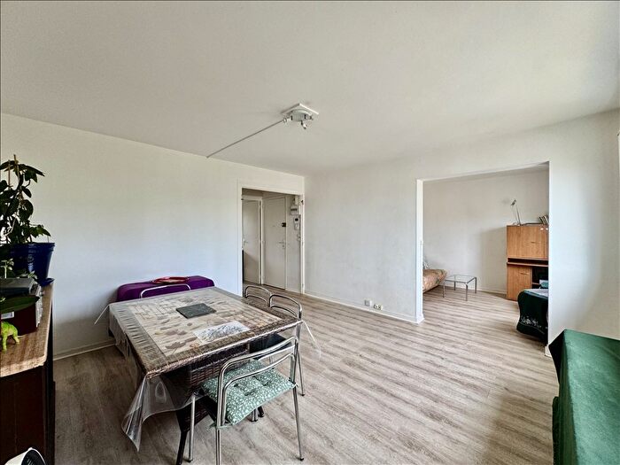 Appartement 4 pièces à louer à Angers, Belle, Beille