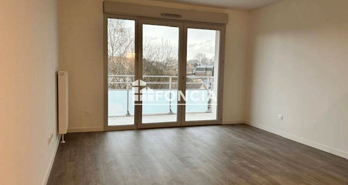 Appartement 2 pièces à Faubourg Saint Catherine-Faubourg de Paris-Le Vignole, Valenciennes, à louer