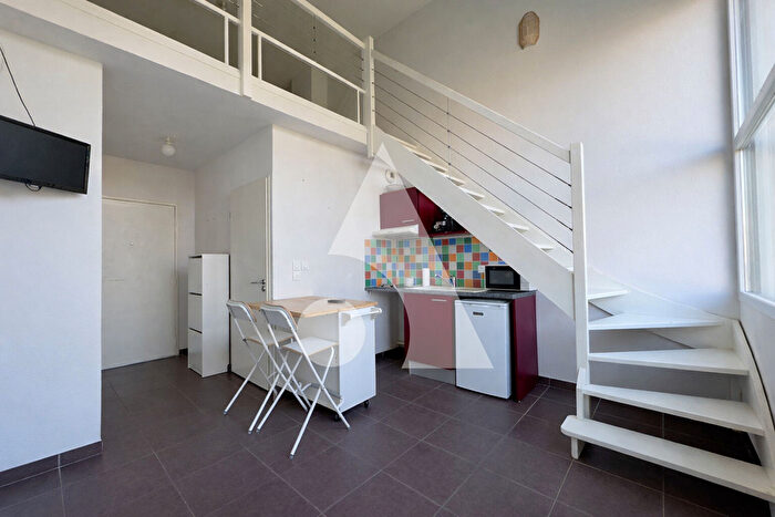 Appartement à louer - Montpellier, Hôpitaux, Facultés - 1 pièce