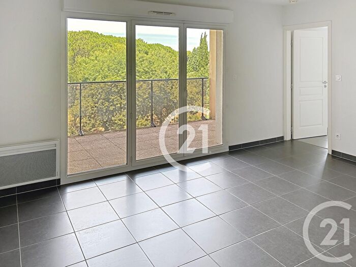 Appartement à vendre - Saint-Cyprien, Village, Zone dActivité - 2 pièces - 1 chambre