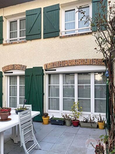 Maison à vendre - Saint-Brice-sous-Forêt, Vergers Nord, Parc - 5 pièces - 3 chambres