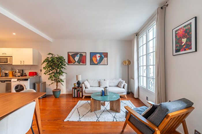 Appartement à vendre - Paris e , Saint-Lambert, Convention - 3 pièces - 1 chambre