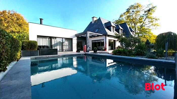 Maison à vendre - Saint-Grégoire - 8 pièces - 5 chambres