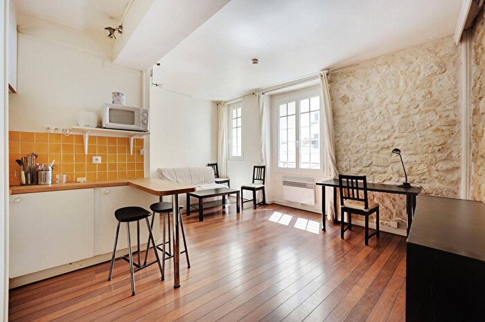 Sentier-Bonne Nouvelle, Paris 2ème arrondissement - Appartement 1 pièce à louer