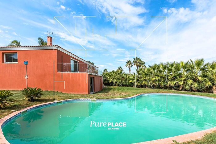 Maison à vendre - Agde, Le Grau dAgde - 6 pièces - 4 chambres