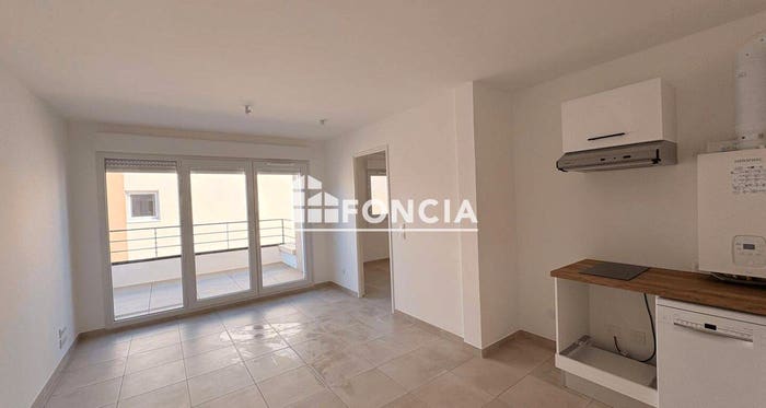 Appartement 2 pièces à Hameaux du Vallon, Morières-lès-Avignon, à louer