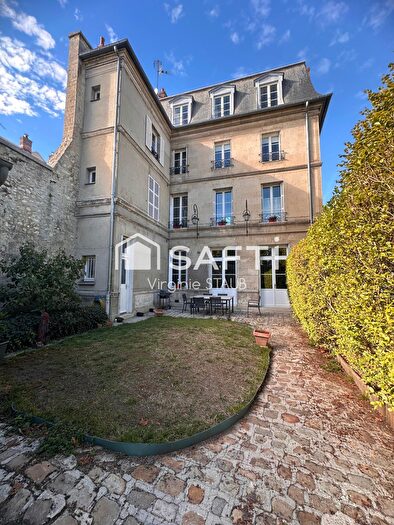 Maison 13 pièces à vendre - Compiègne, Les Veneurs