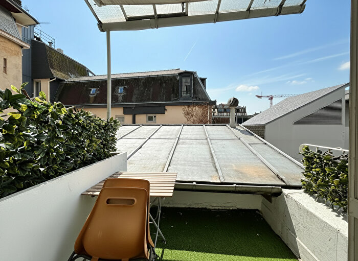 Appartement à vendre - Aix-les-Bains, Centre-ville - 2 pièces - 1 chambre