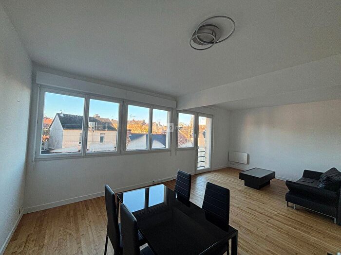 Appartement à louer - Rennes - 3 pièces - 1 chambre