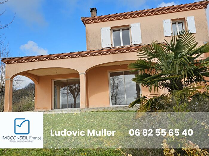 Maison à vendre - Vayrac - 4 pièces - 3 chambres