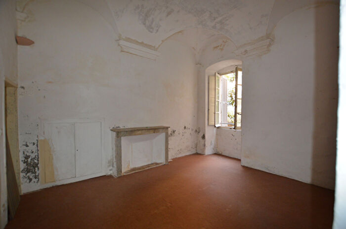 Bastia, Centre-ville ancien : Appartement 4 pièces à vendre