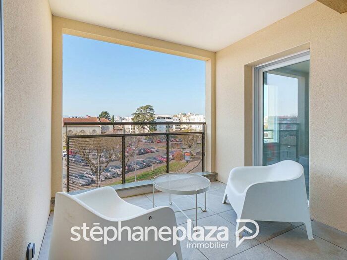 Appartement à louer - La Coupee, Charnay-lès-Mâcon - 2 pièces - 1 chambre