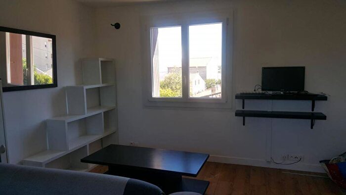 Camplanier, Nîmes : Appartement 1 pièce à louer
