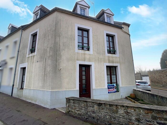 Maison 4 pièces à vendre à Surville